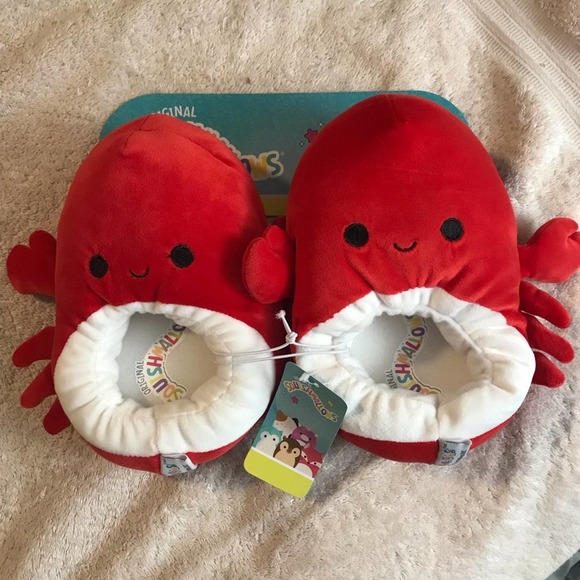 Squishmallows | Shoes | Squishmallows New Carlos The Red Crab Slippers ...